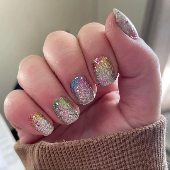 Color Street | Makeup | Throwing Shade Color Street Glitter Design ...